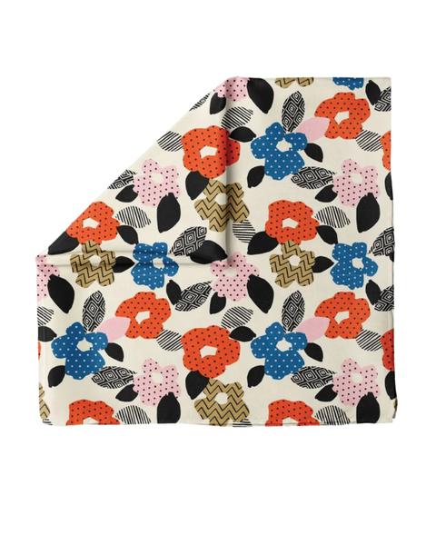 Tie Ur Knot Wildflower Waltz Triangle with Full Non Slip Grip ...